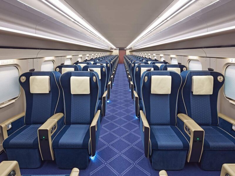 Green Class vs. Ordinary Class on the Shinkansen | Review & Comparison