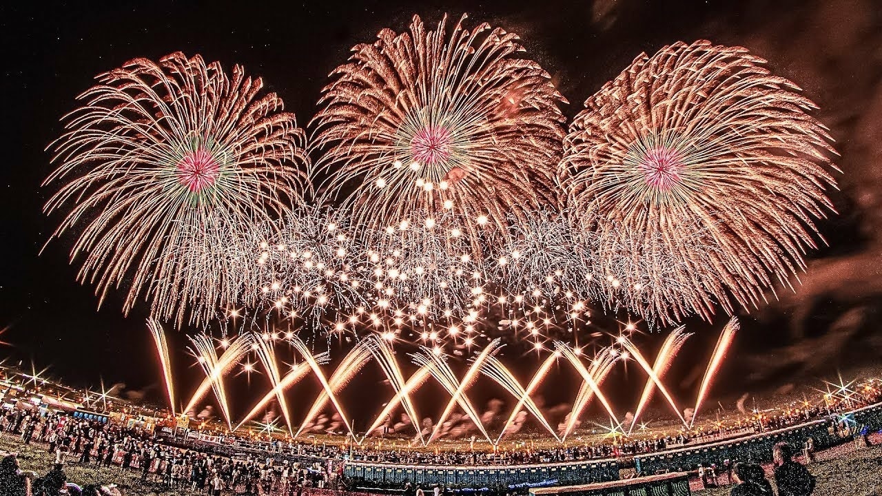 When and Where to See Fireworks in Japan | Shinkansen Travel Guide